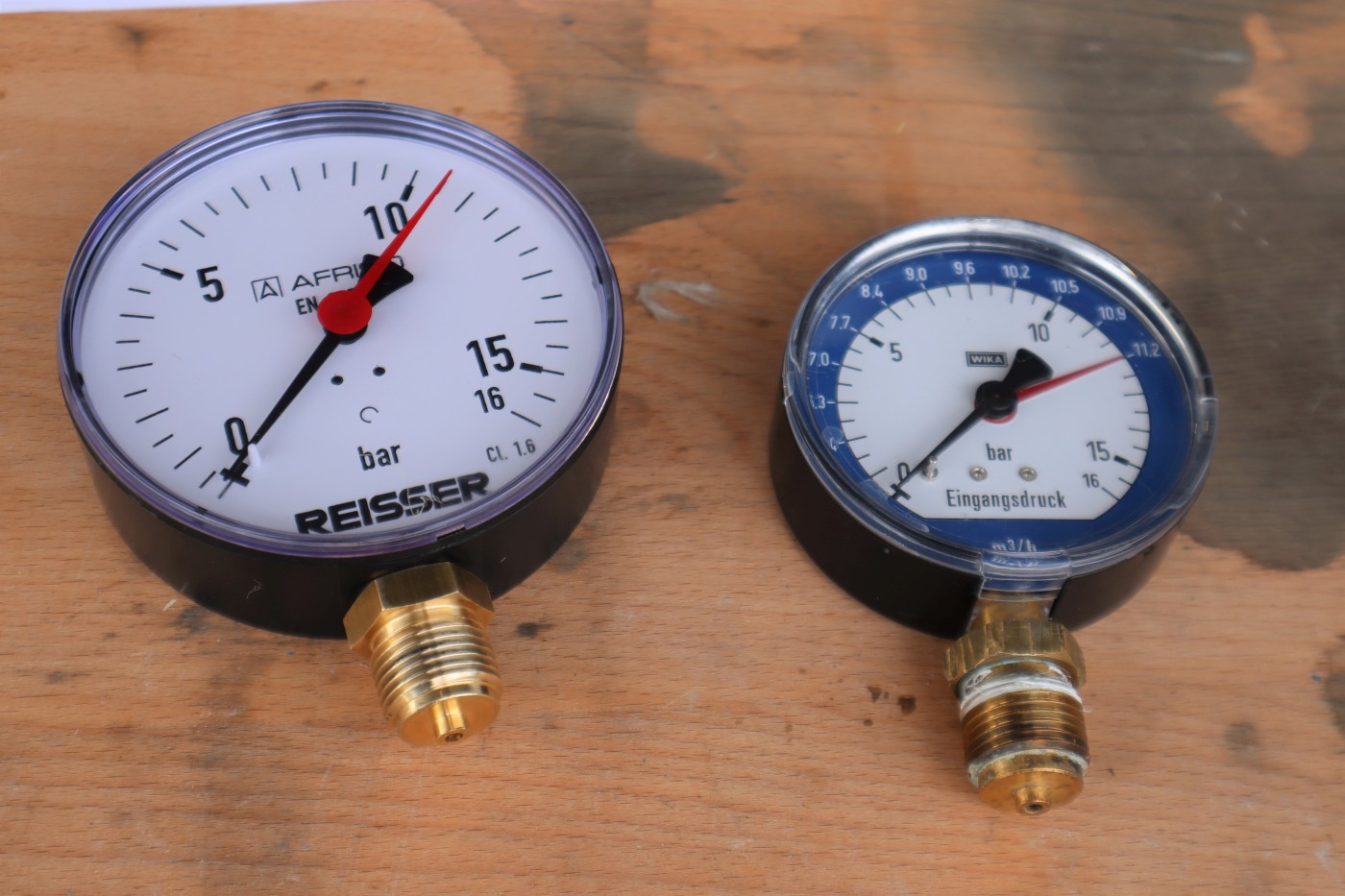 Erfolgreiche praktische Prüfung angehender „Fachkräfte für ...